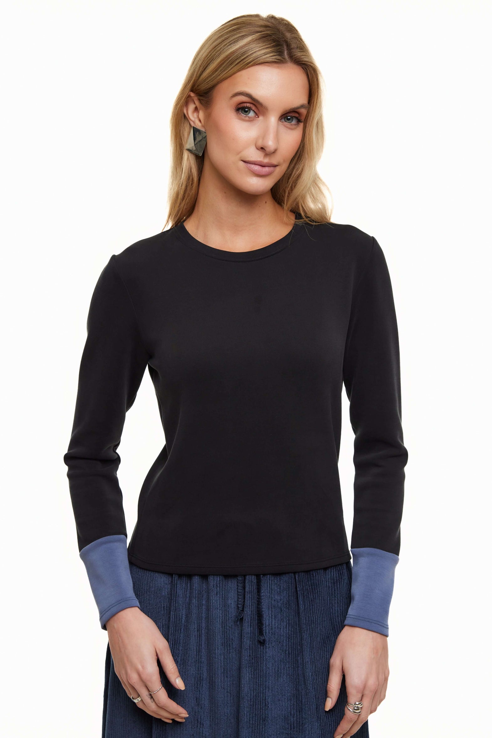 Women Tops Collection: Shirts, Blouses, Cropped, Fitted